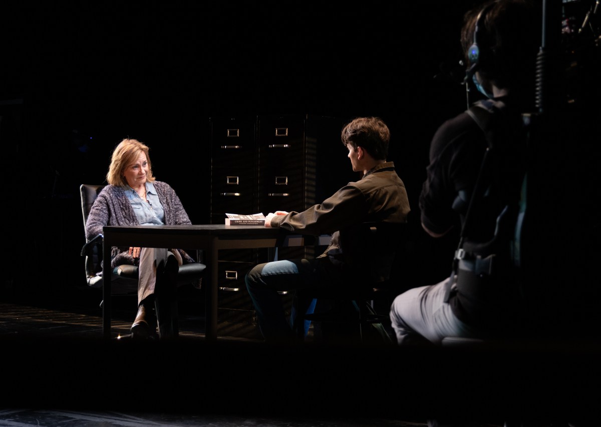 Review: THE SOUND INSIDE at Goodman Theatre – Rachel Weinberg Reviews